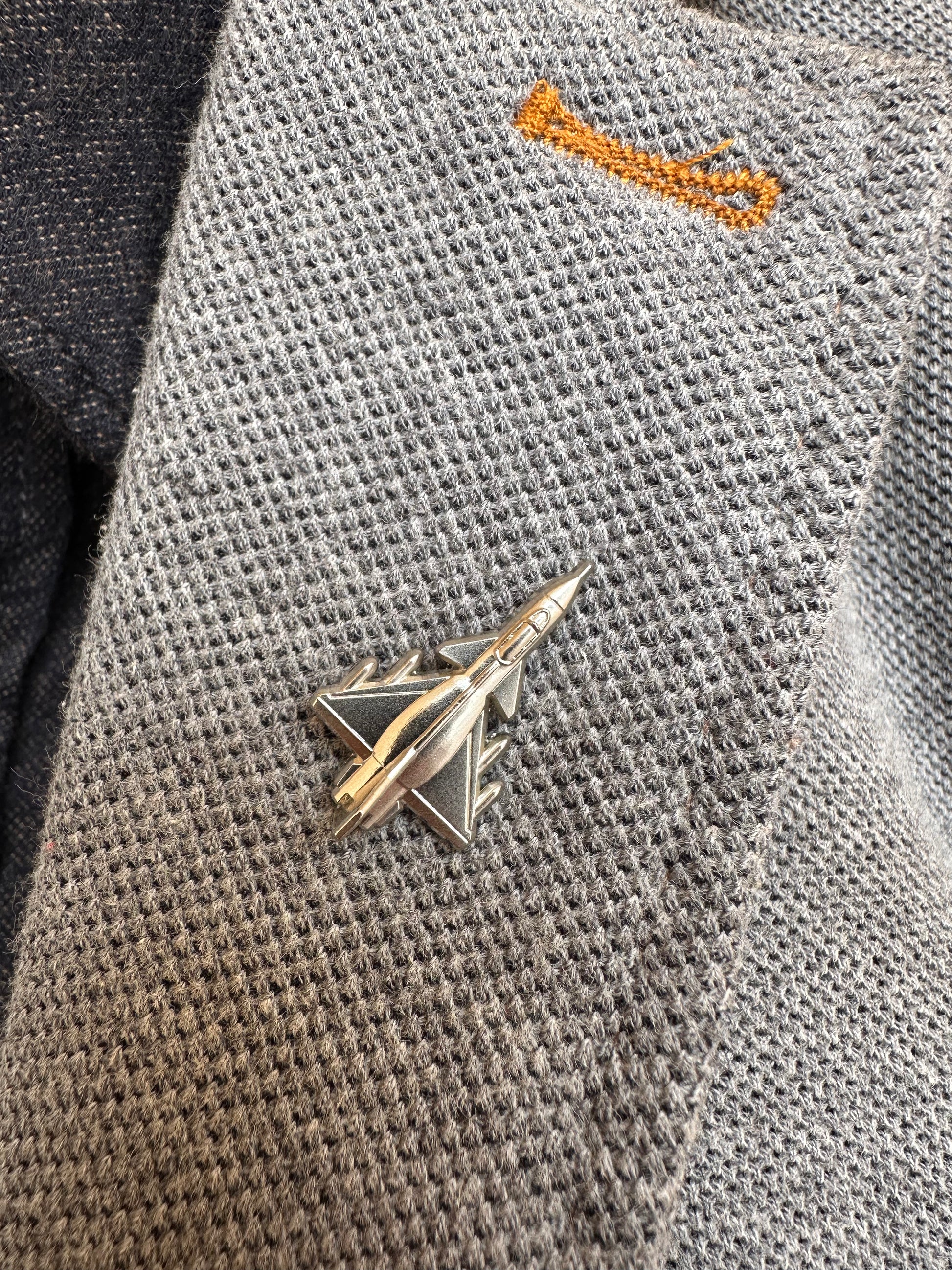 Pakistan Air Force J10C Aircraft Collar Pin – My Pride